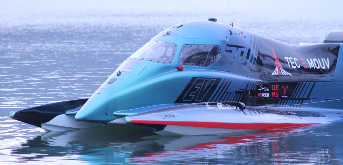 Caen. Un bateau électrique privatise le canal : il tente de battre le ...